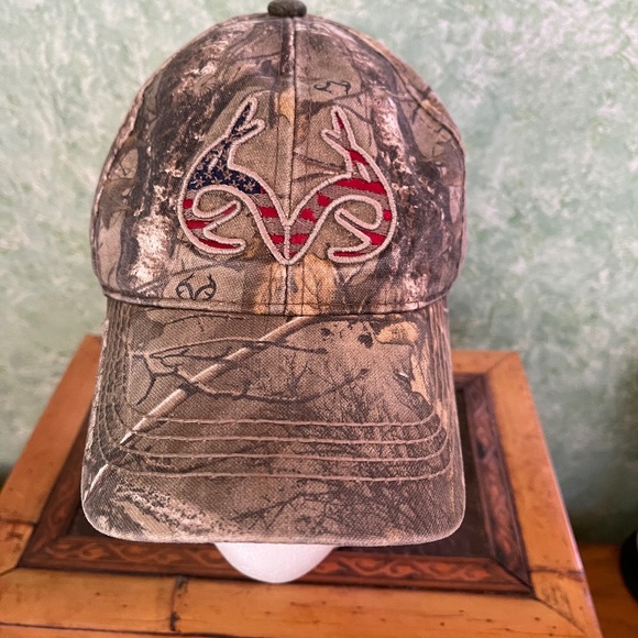 Realtree | Accessories | Realtree Camouflage Cap | Poshmark